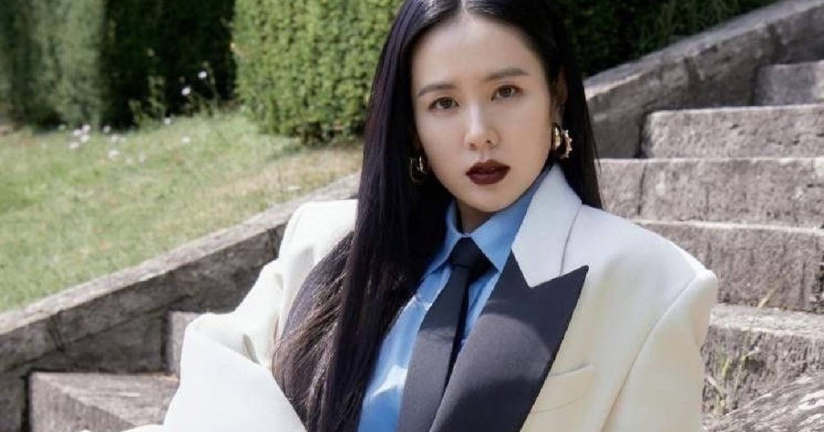 'Mẹ bỉm' Son Ye Jin khiến fan ngỡ ngàng khi khoe vẻ đẹp 'ma mị' khi vừa ...