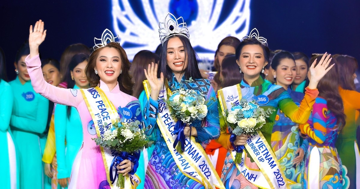 Chuyện ít biết về tân Miss Peace Vietnam, quá khứ đối diện với chứng ...
