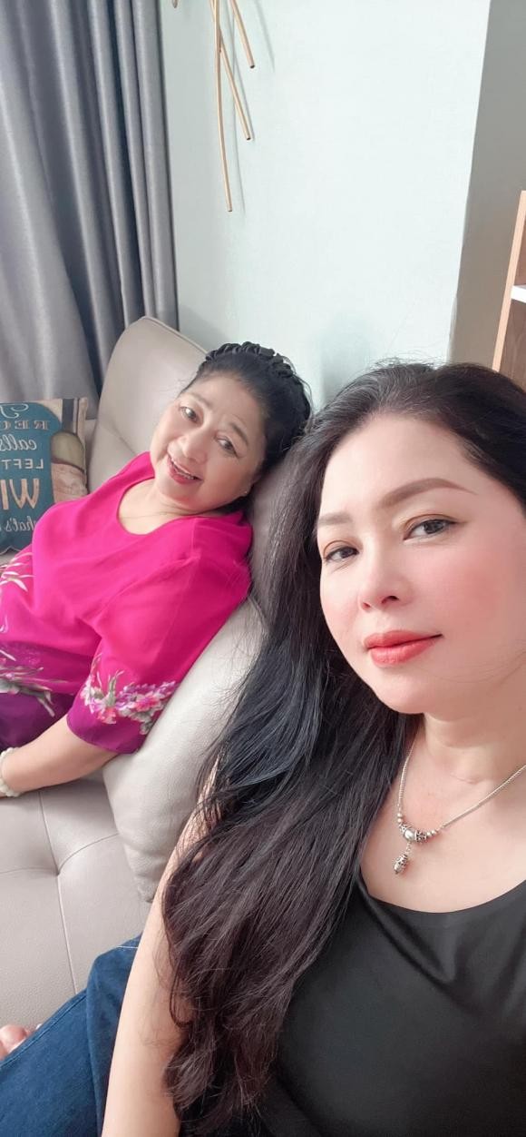 Nhan sắc hiện tại của 'nữ diễn viên hài duyên nhất miền Bắc' - Kim Xuyến ở tuổi 80 - Tinmoi