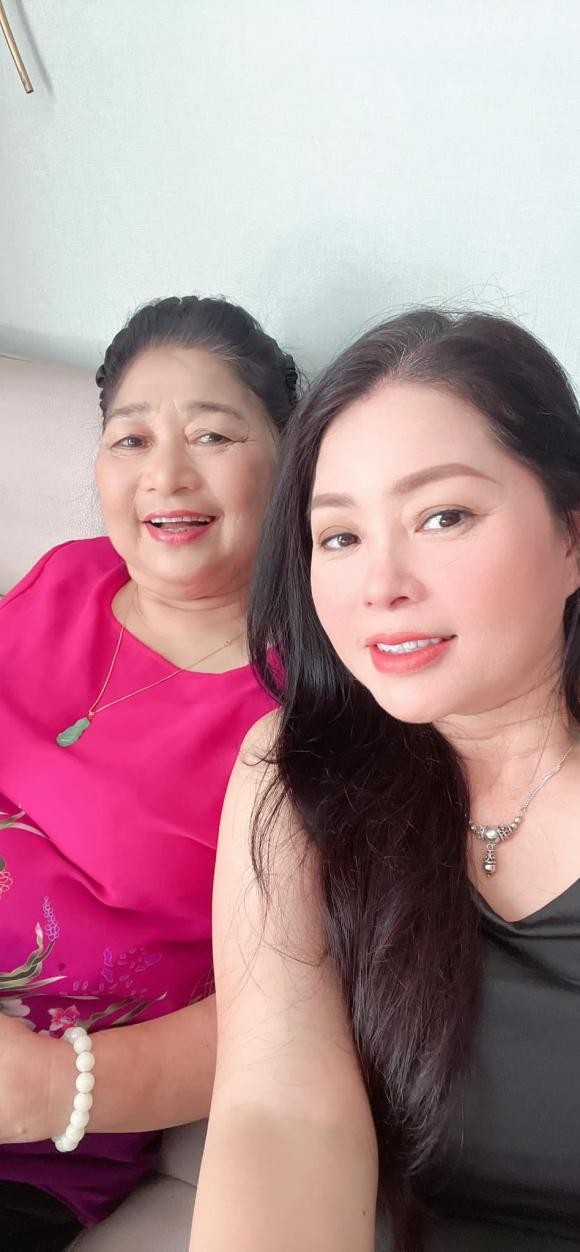 Nhan sắc hiện tại của ‘nữ diễn viên hài duyên nhất miền Bắc’ – Kim Xuyến ở tuổi 80 - AsiagenZ