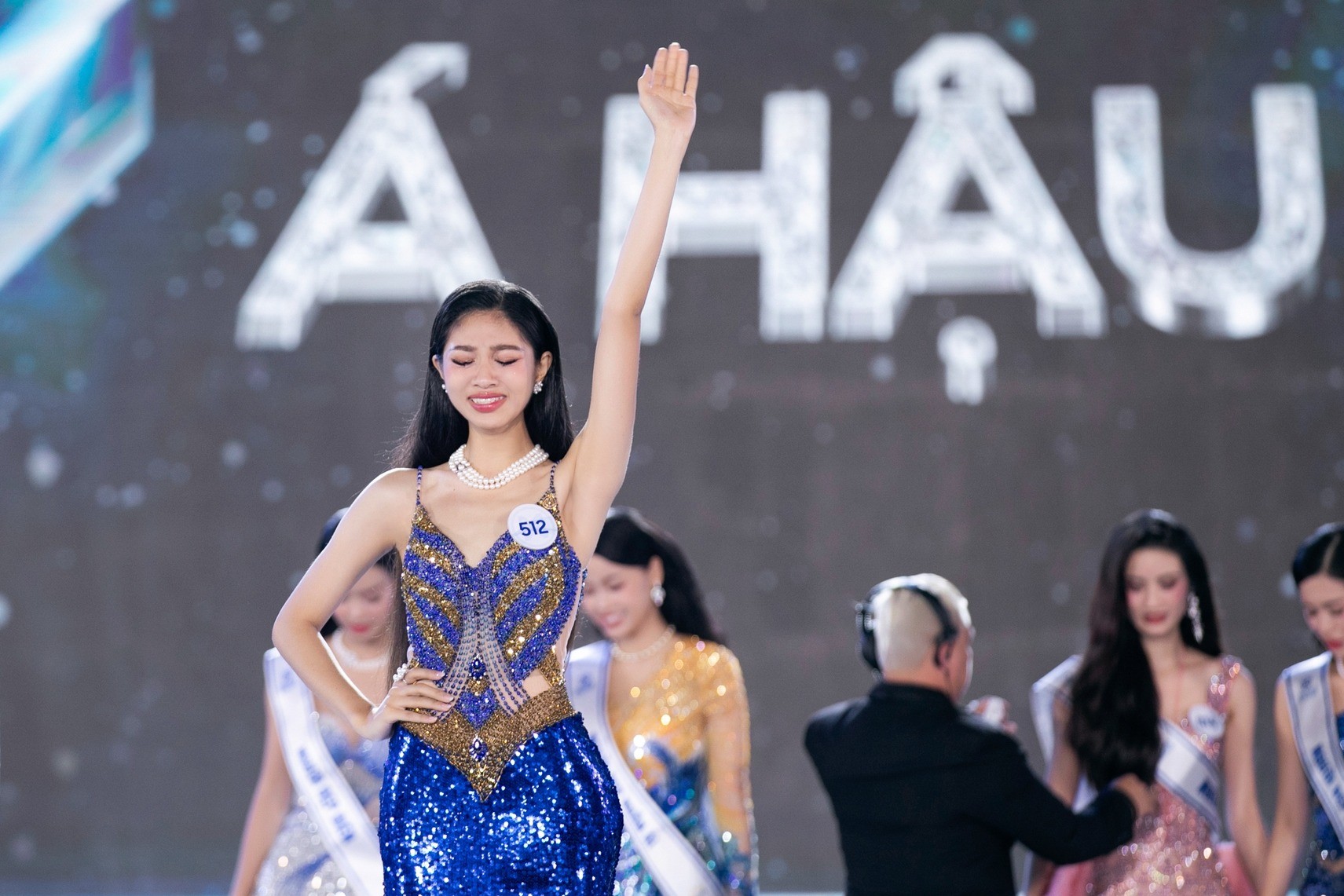 Đổi đời sau 1 đêm, Á hậu Minh Kiên được 'bà trùm' khuyên làm việc này gấp với mẹ: Dân tình lập ...