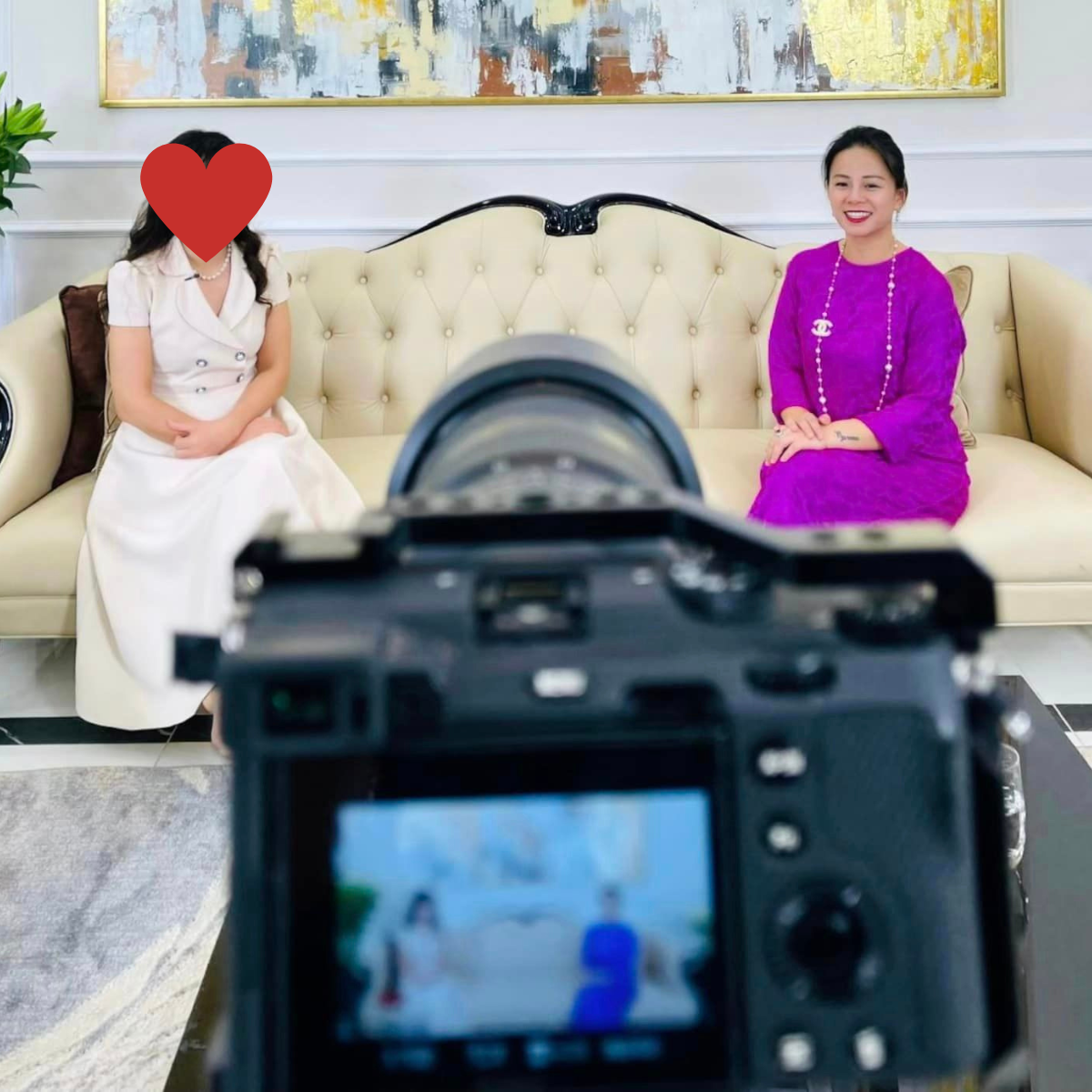 Shark Bình - Phương Oanh nghi đã chia tay, bà Đào Lan Hương có thay đổi hiếm hoi - Tinmoi